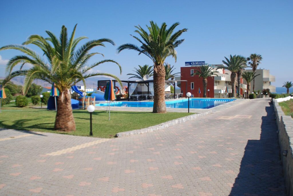 Ermioni Beach Hotel ** - Millennium Travel Center
