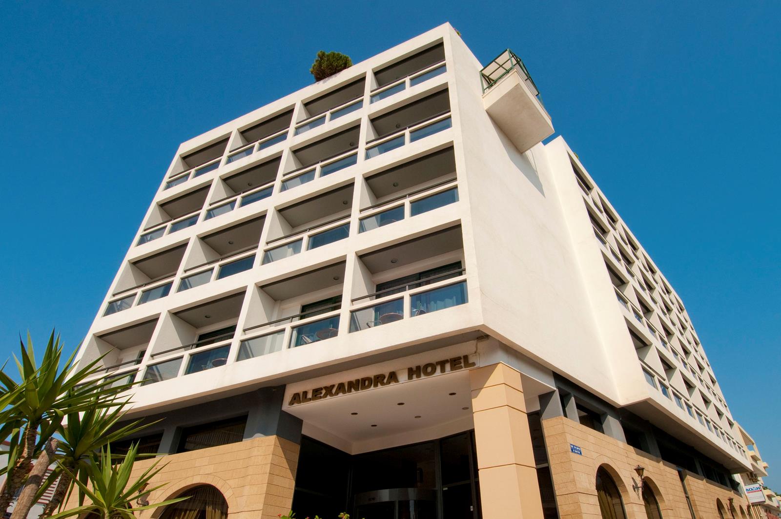 Alexandra Hotel**** - Millennium Travel Center