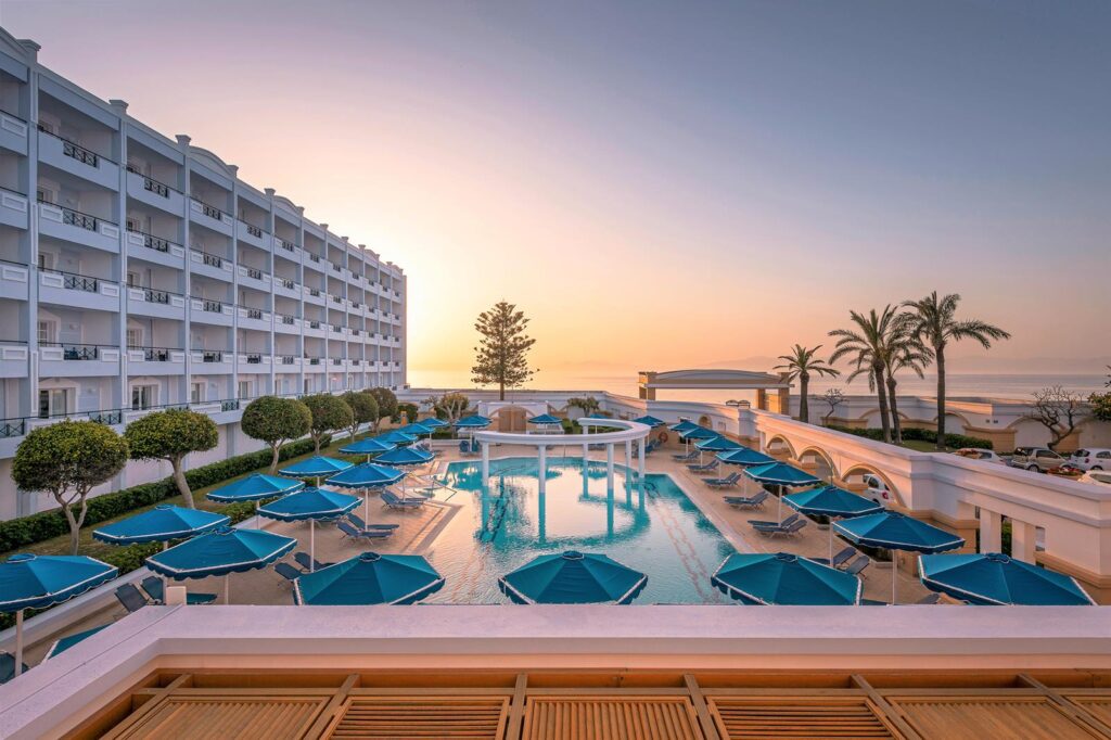 Mitsis Grand Hotel Beach Hotel***** - Millennium Travel Center